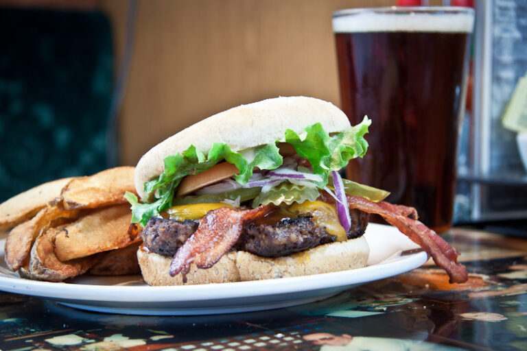 Burger Heaven - Tourism New Westminster